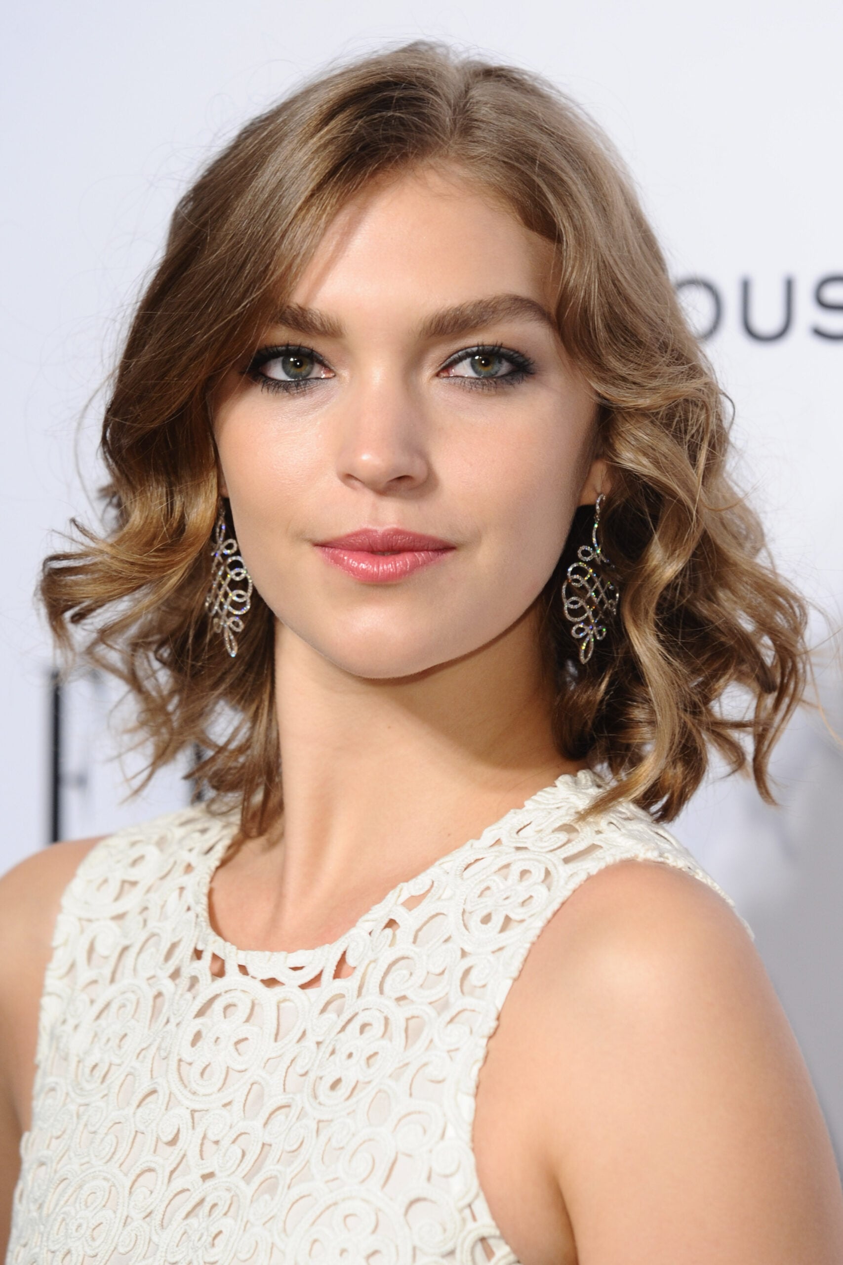 41 Light Brown Hair Ideas for Every Skin Tone
